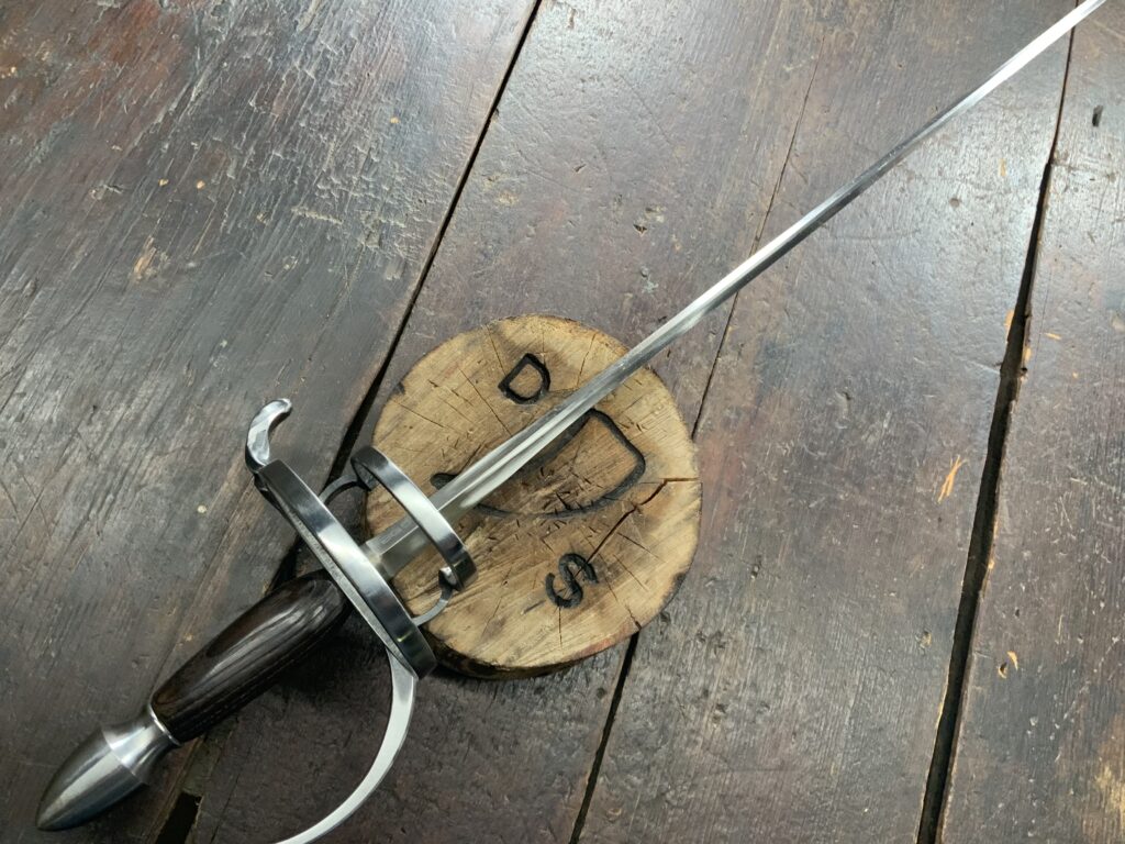 Ring Hilt Rapier upturned Quillon | Drunken Smithy